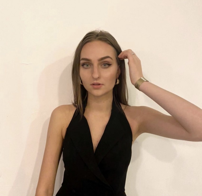 Laura | Victory Models | Professional Event Models, Hostesses ...